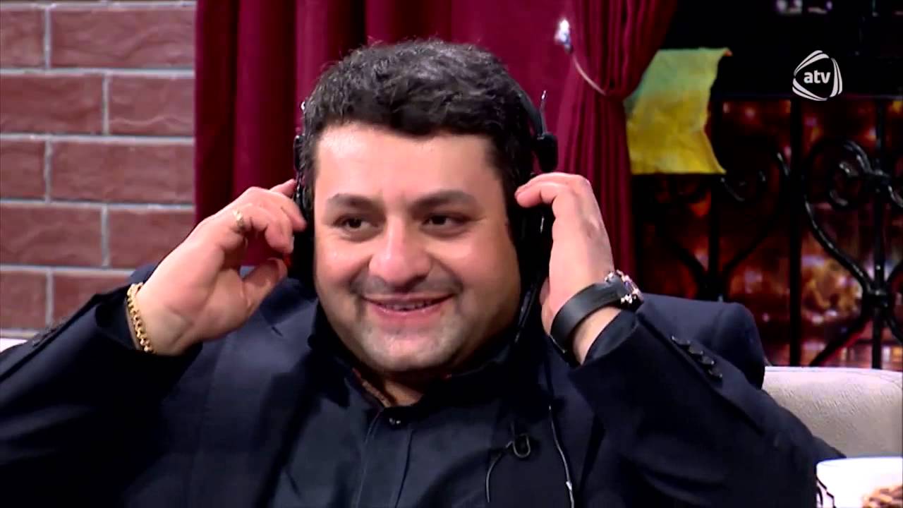 Məşhur aktyor tualetdə görüntüsünü yaydı, sosial şəbəkə qarışdı